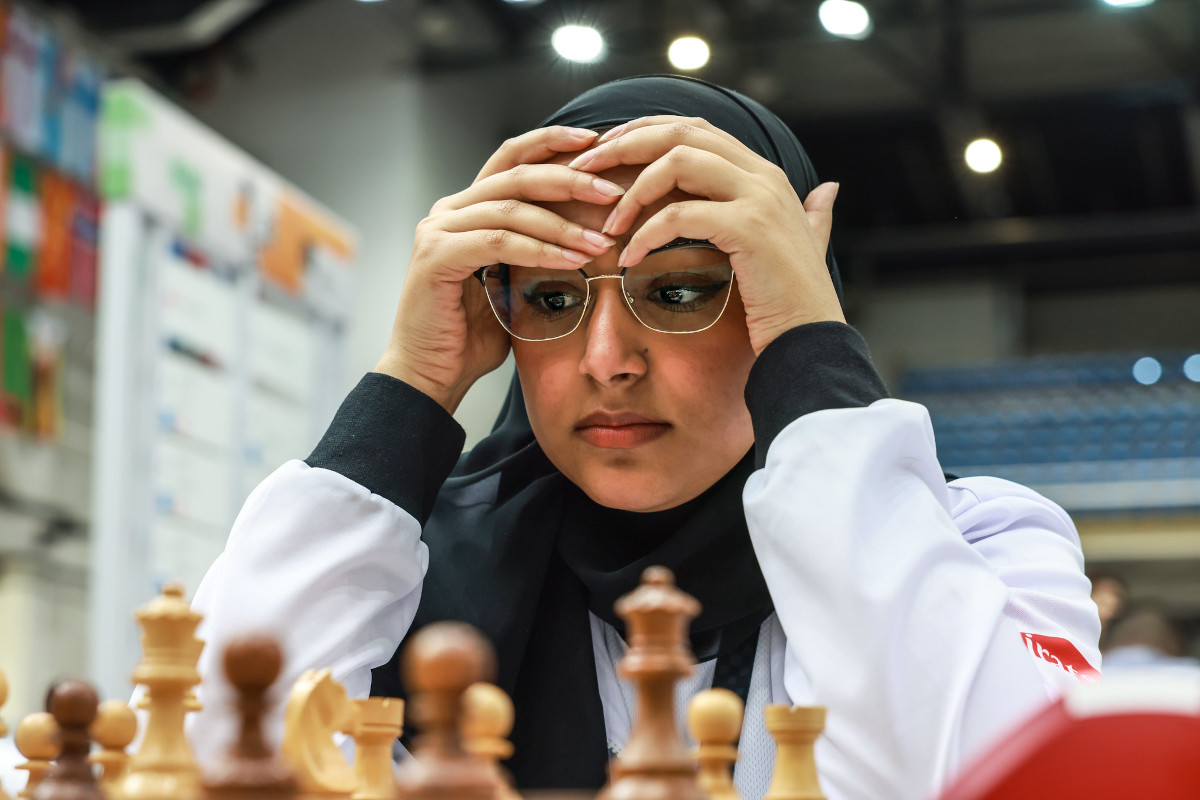 Budapest R1: The chess extravaganza begins, a few escapes by strong GMs ...