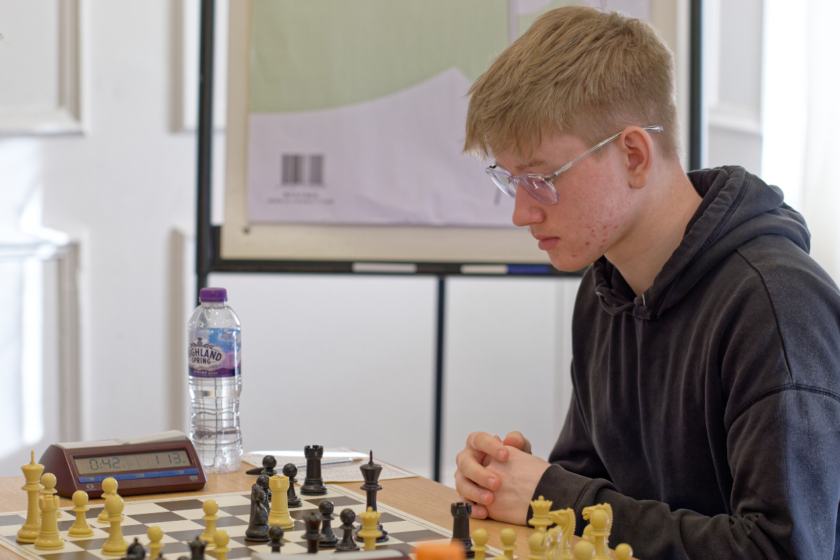 Kovchan and Golding tie for first place at 99th Hastings Congress ...