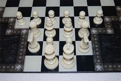 Conquer the Kings – a four-way variant of chess | ChessBase