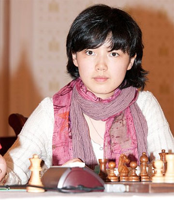 Zhao Xue leads, Humpy and Hou Yifan in hot pursuit | ChessBase