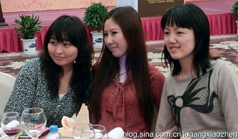 Hou Yifan and Ju Wenjun lead in First Women's Masters | ChessBase