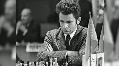 Spassky surfaces – on Russia 1TV's Tonight Show | ChessBase