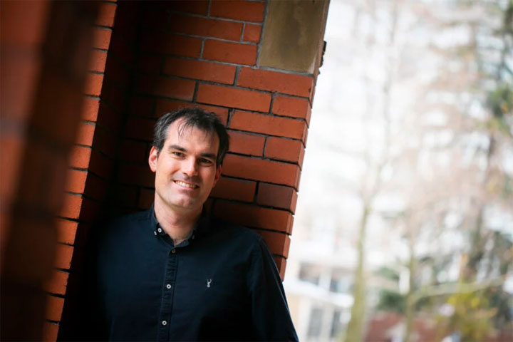 Harvard mathematician solves 150-year-old chess problem | ChessBase