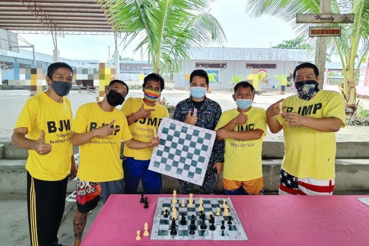 Inmates around the world getting ready for Prisoners Online Chess ...