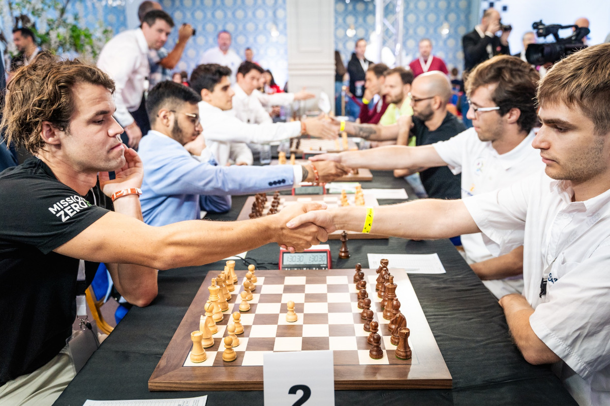 Euro Club Cup: Four co-leaders, big matches coming | ChessBase