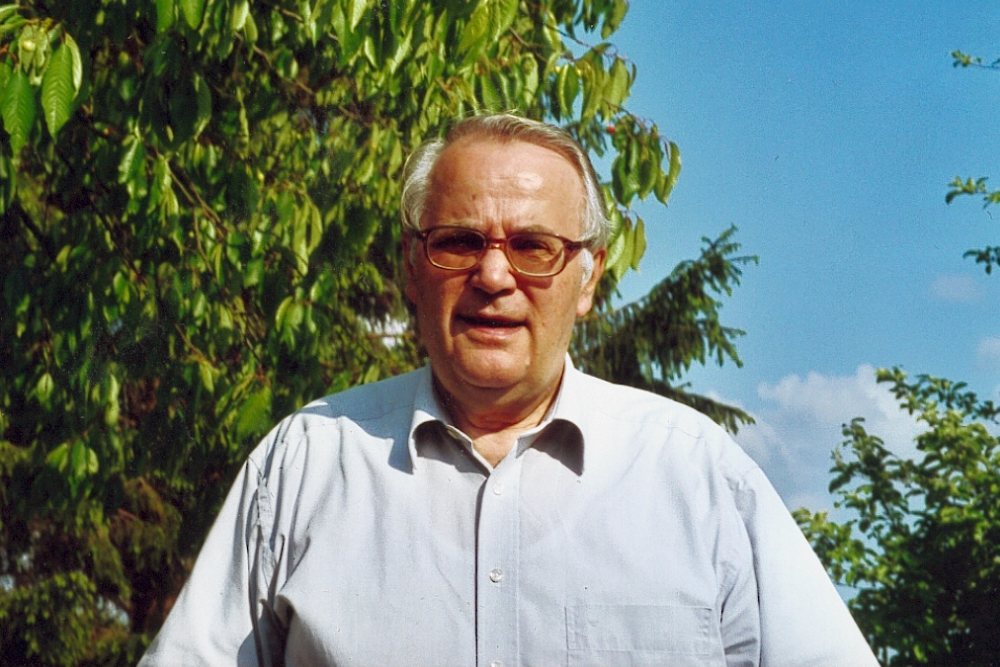 Chess collector and chess historian Egbert Meissenburg died (1937-2023 ...