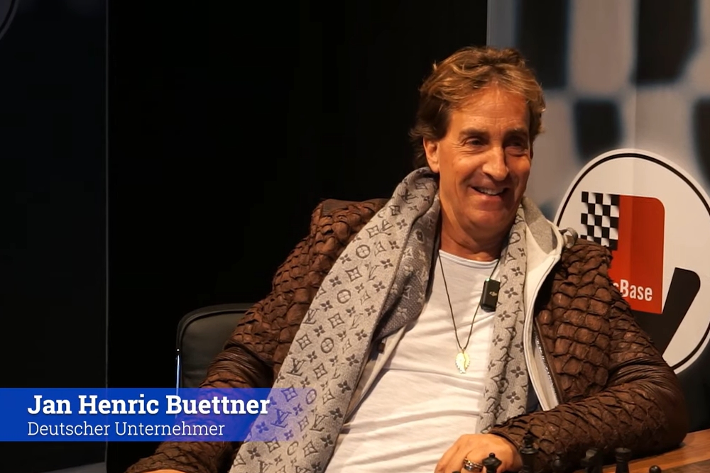 The man behind the Freestyle G.O.A.T. Challenge: Jan Henric Buettner ...