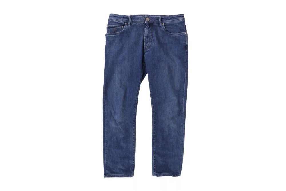 To bid on: Magnus Carlsen's New York jeans | ChessBase