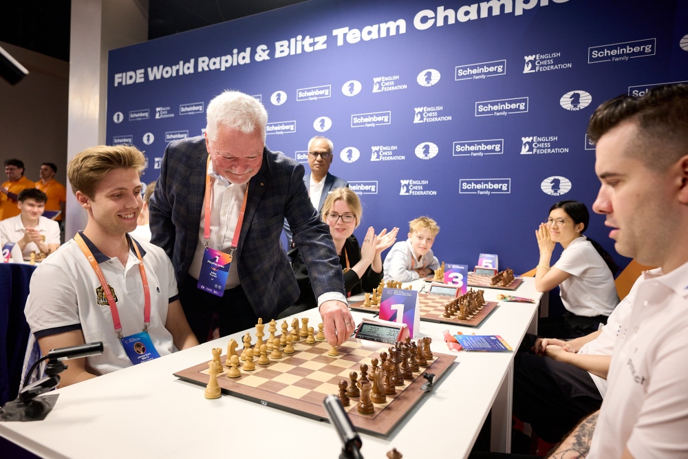 FIDE World Blitz Team Championship in London: Favourites deliver as 16 ...