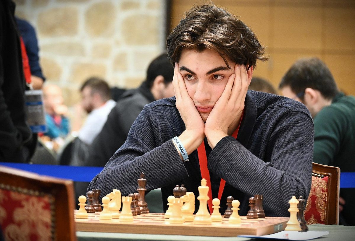 Daniel Dardha sets new world record in clock simul | ChessBase