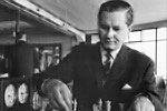 Learning from the greatest – Paul Keres | ChessBase