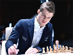 Gashimov R1: Carlsen with a flying start | ChessBase