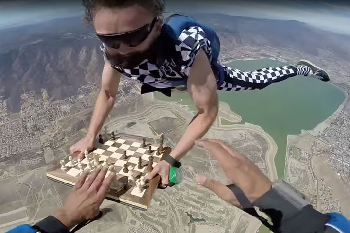 Flying High: GM Timur Gareyev | ChessBase