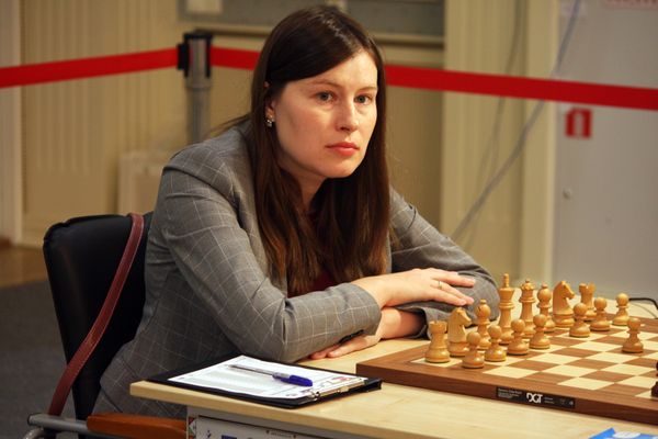 Russian Superfinals: Six players can still win the Open | ChessBase